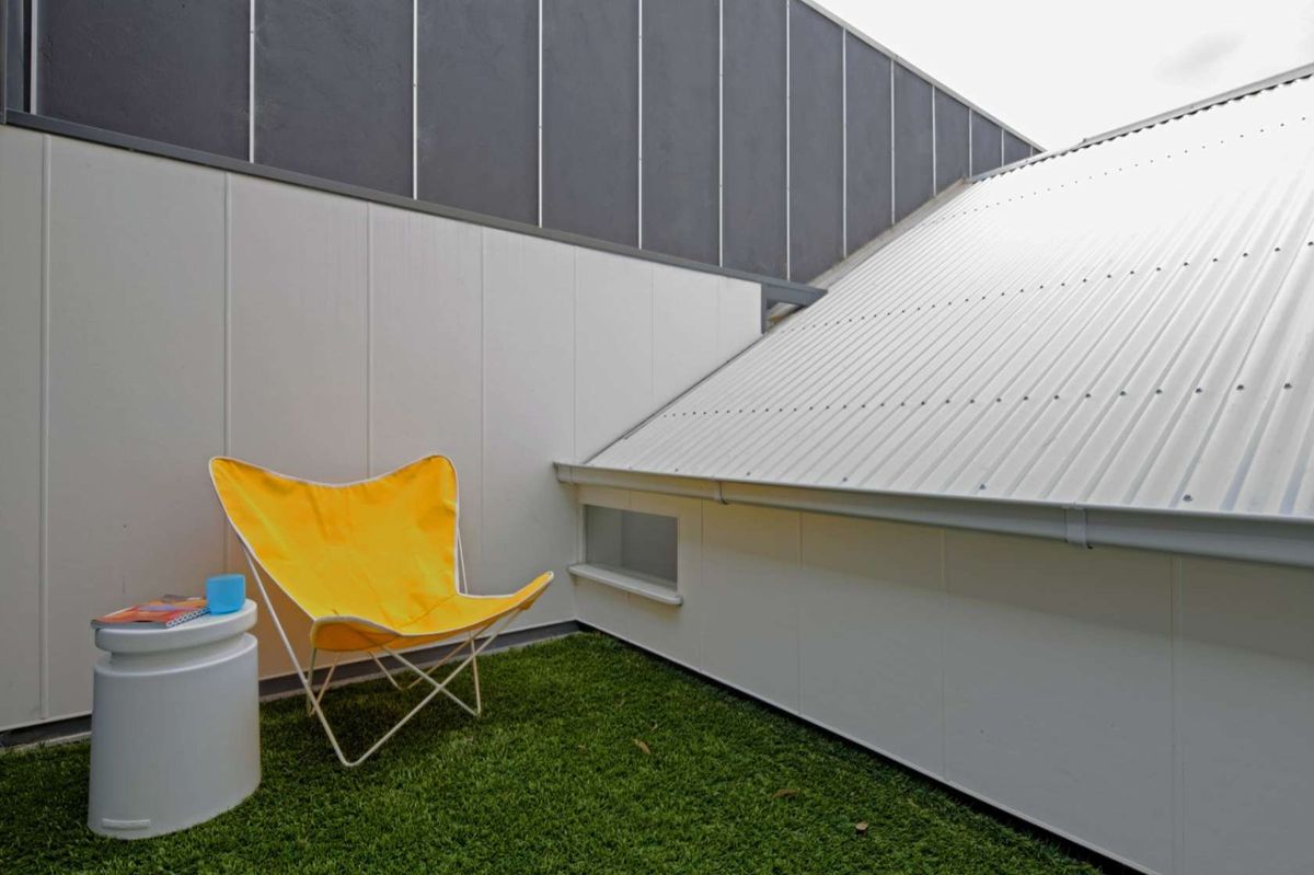 Tang House: Terrace Renovation Takes Advantage of Every Nook and Cranny