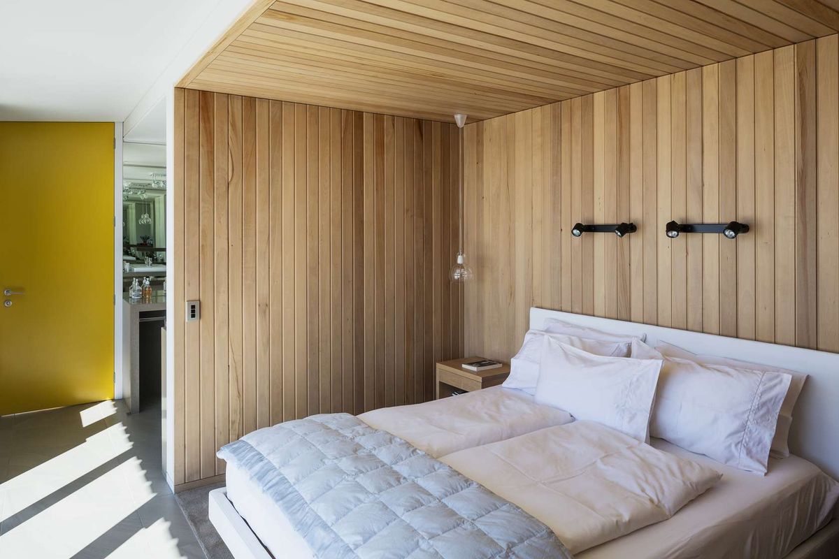 Tent House: A Super-Insulated and Permanent Tent for Living