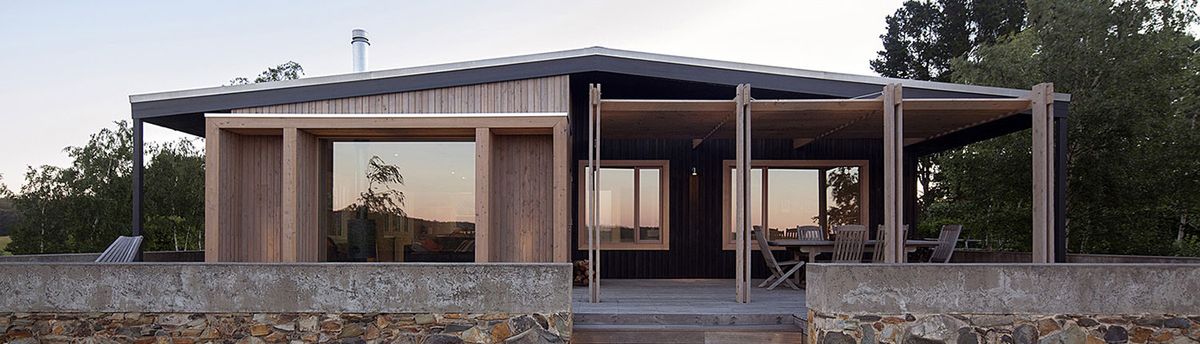 The Plinth House Simple Extension Takes Advantage of Picturesque Location