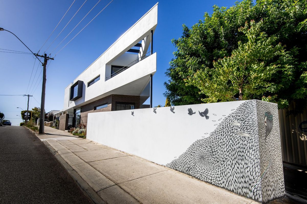 Triangle House Proves Odd-shaped Blocks Deserve Love, Too