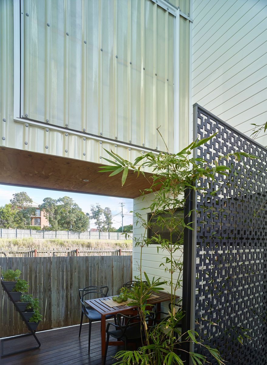 Two Pavilions Prove a Creative Solution to a Challenging Site