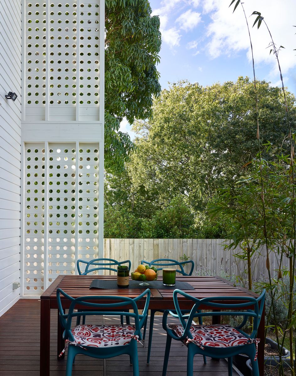 Two Pavilions Prove a Creative Solution to a Challenging Site