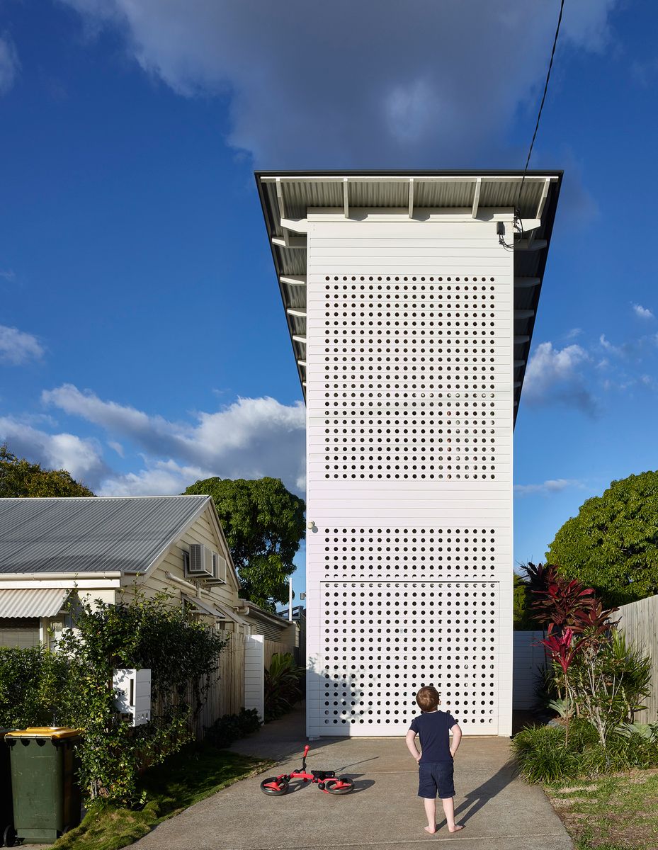 Two Pavilions Prove a Creative Solution to a Challenging Site