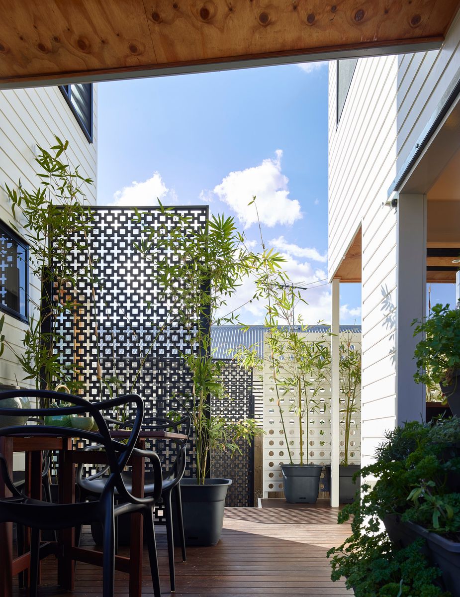 Two Pavilions Prove a Creative Solution to a Challenging Site