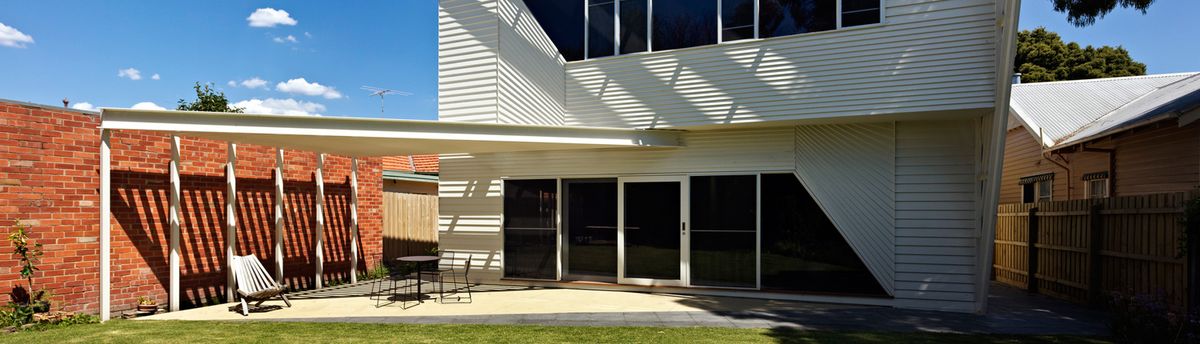 Weatherboard House: Not Your Average Suburban Weatherboard…