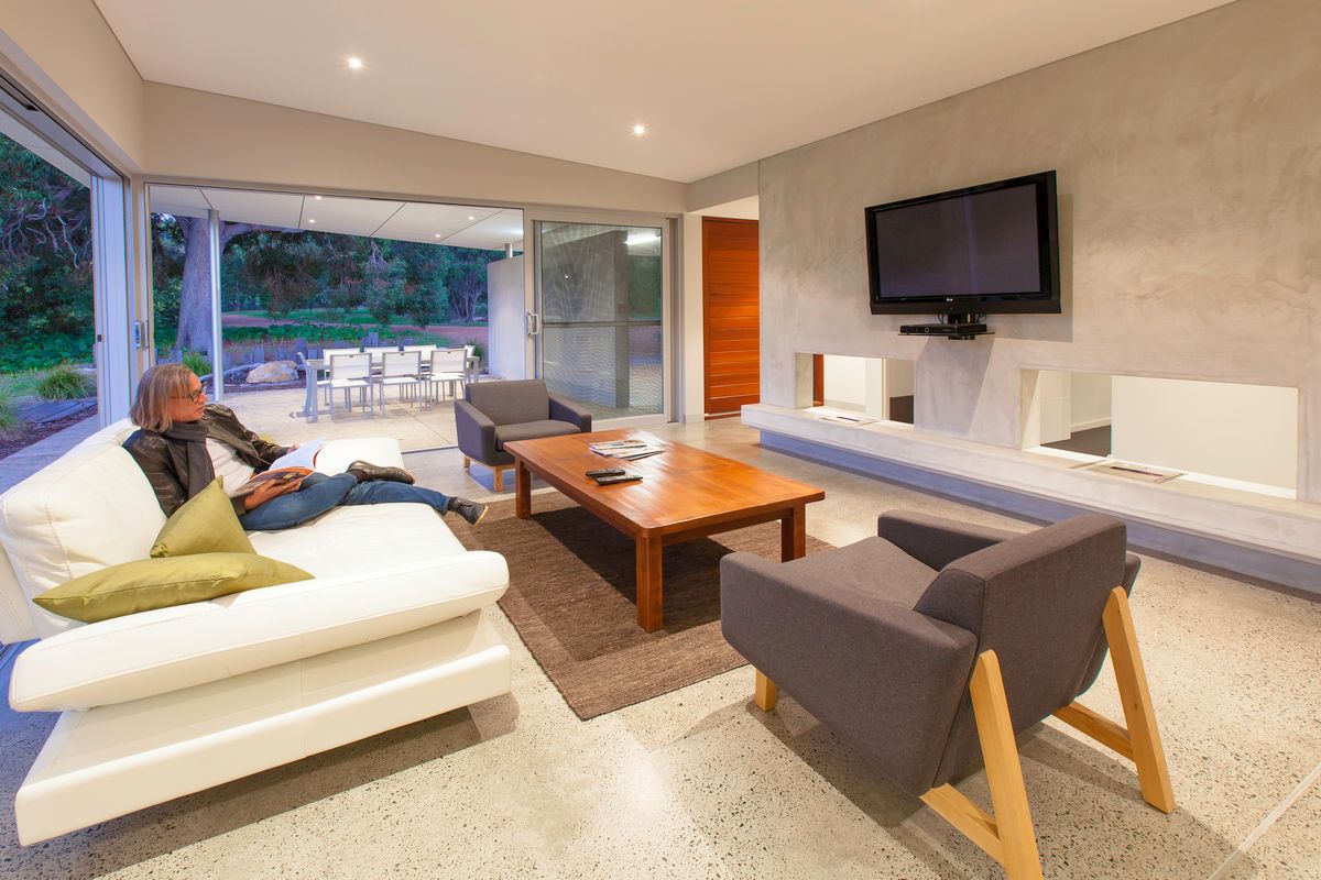 A Rural Retreat Fit for an '80s Pop Star and His Creative Family