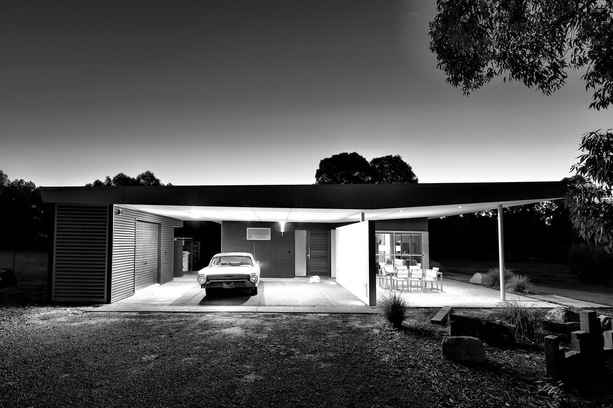 A Rural Retreat Fit for an '80s Pop Star and His Creative Family