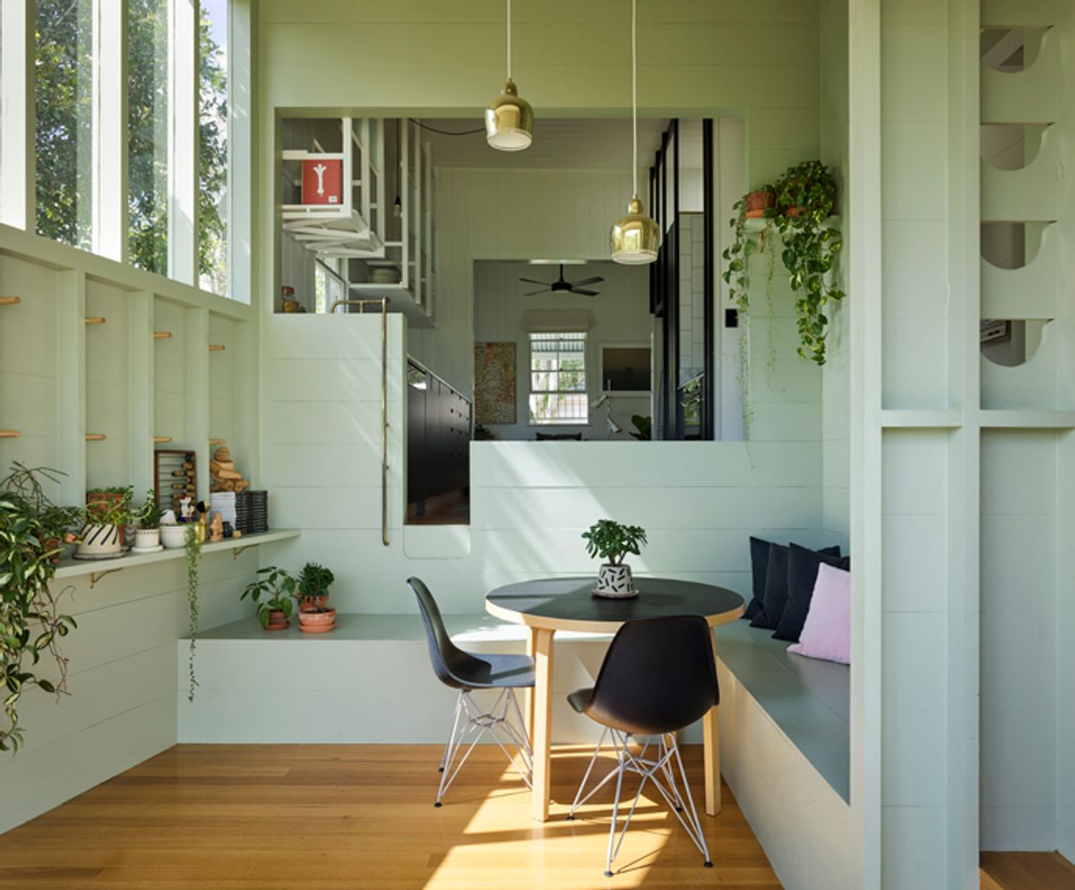 Garden Room Connects This Queenslander to the Garden, Light and Air