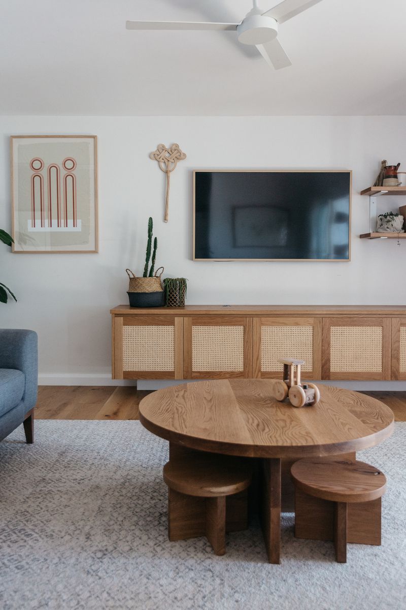 A Renovation Project for a Woodworker Captures Laid-back Beach Vibes