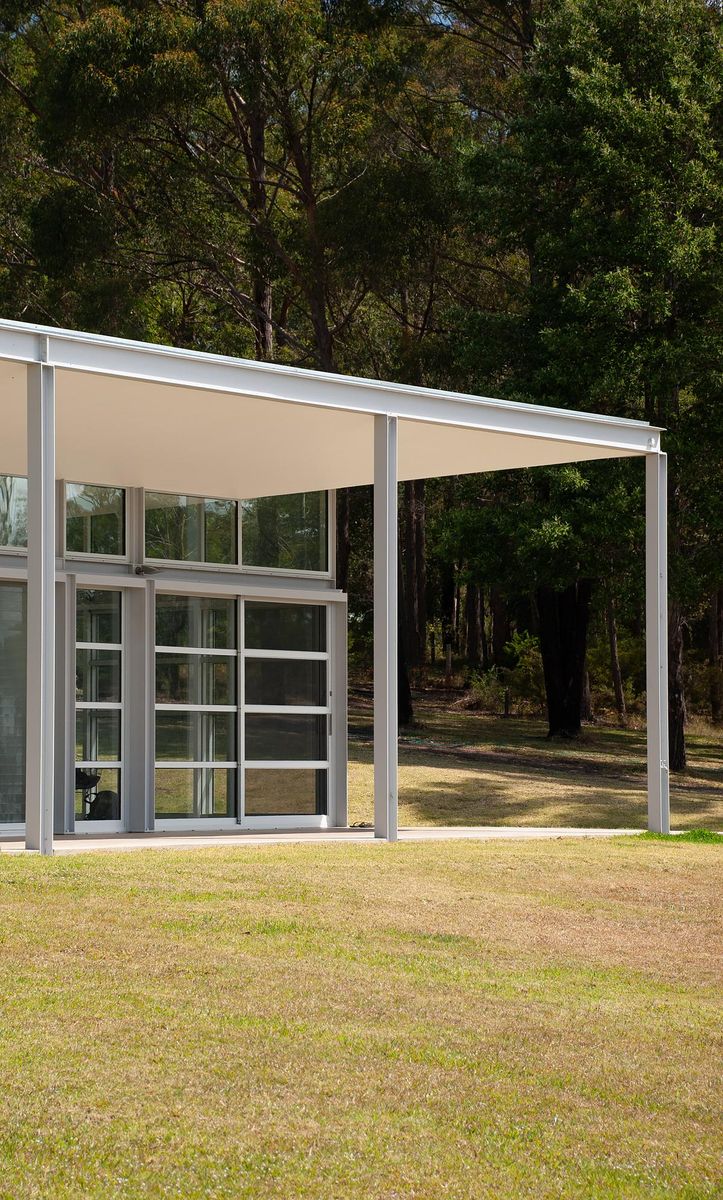 At his home in the country, every room opens up to the nature...