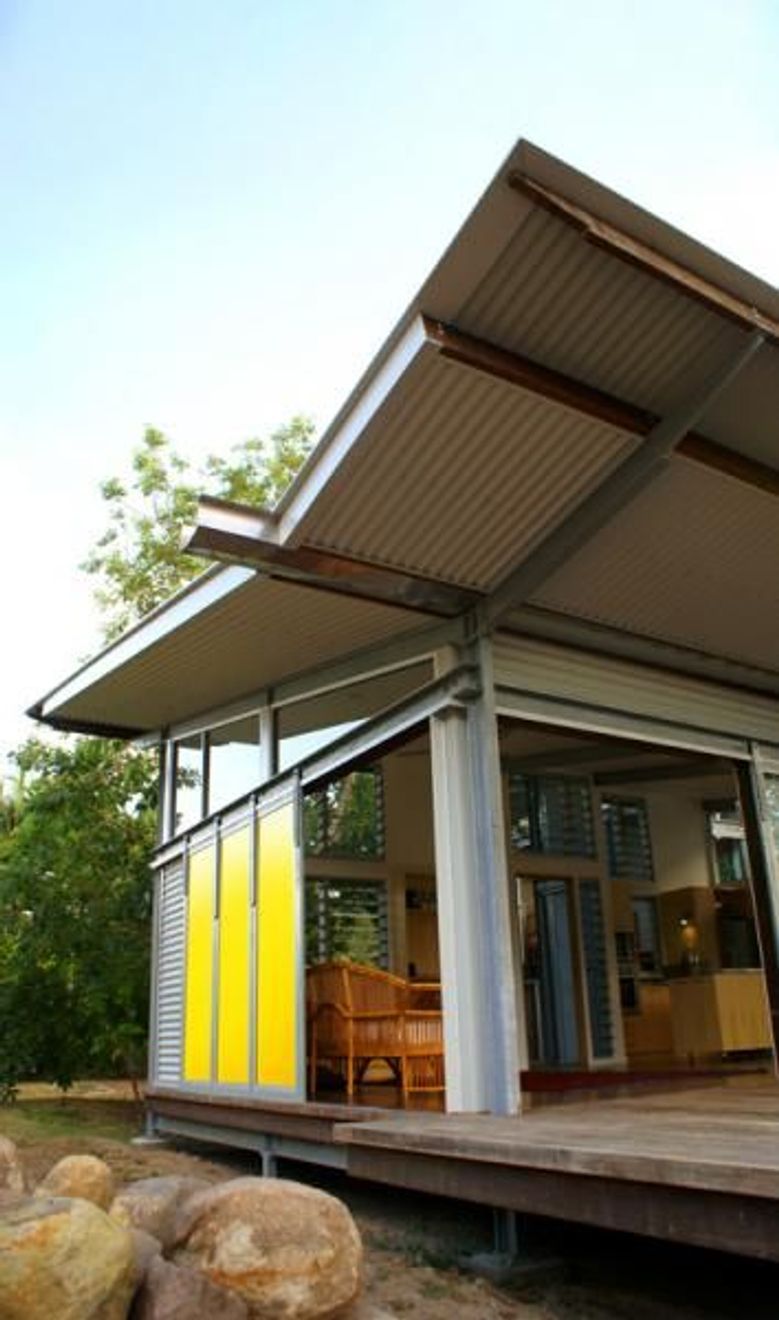 Book Review: Warm House Cool House