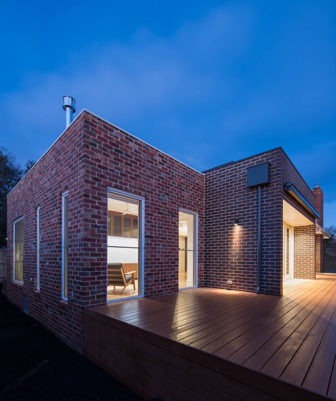 A Stunning Timber Lined Clerestory is the Centrepiece of This Reno