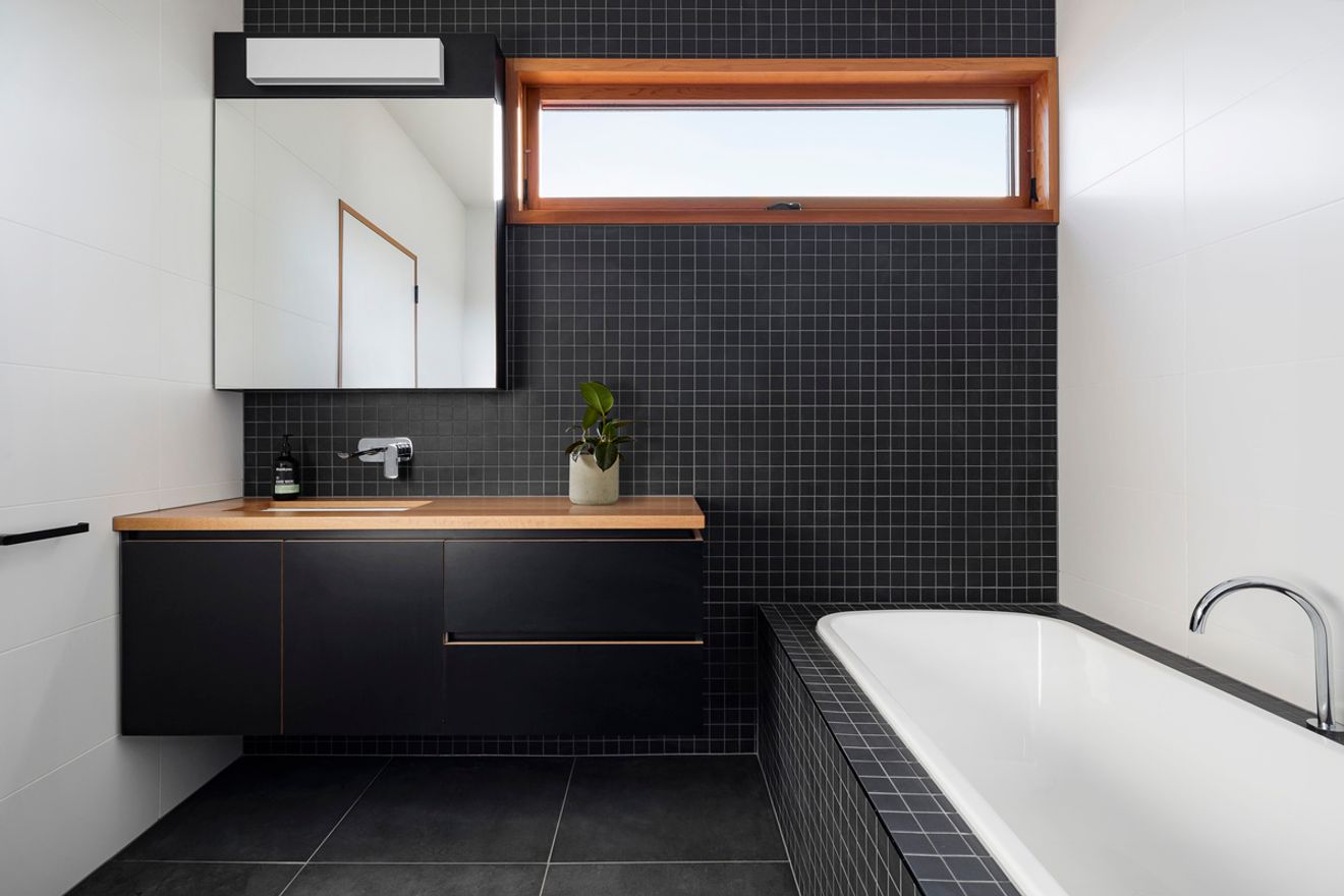 Fibro Beach House Reboot Creates a Sustainable and Affordable Home