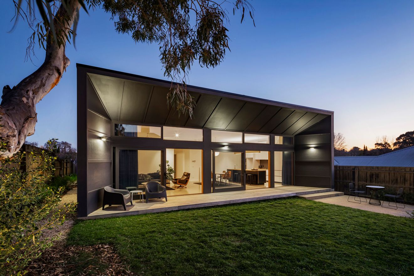 Fibro Beach House Reboot Creates a Sustainable and Affordable Home