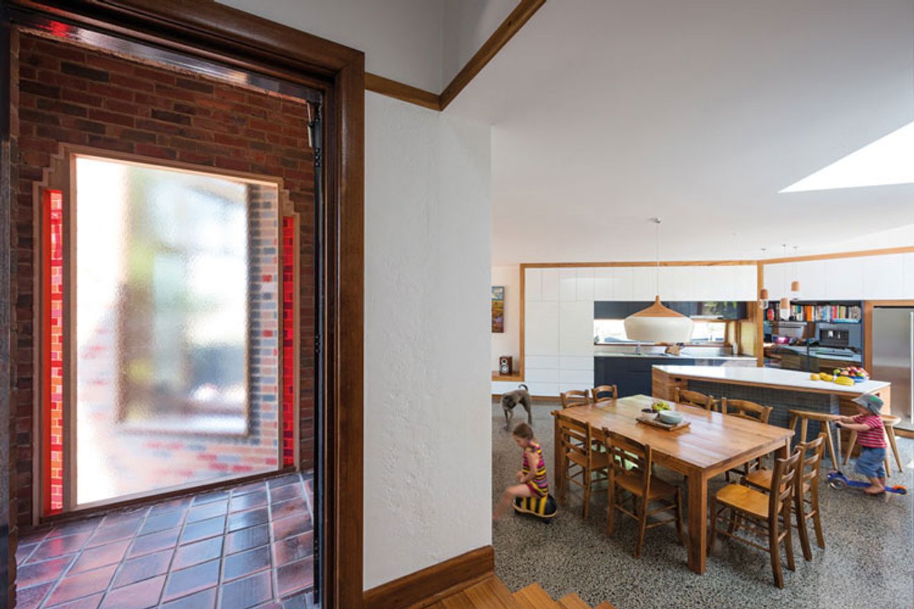 Forever House: A New Pavilion under the Eaves of a Suburban Home