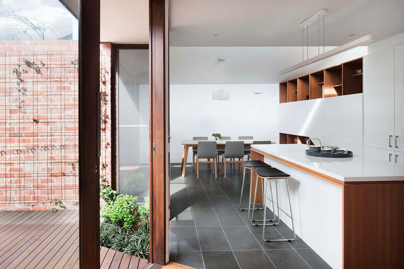Inner City Downsize House Proves When it Comes to Space Less is More