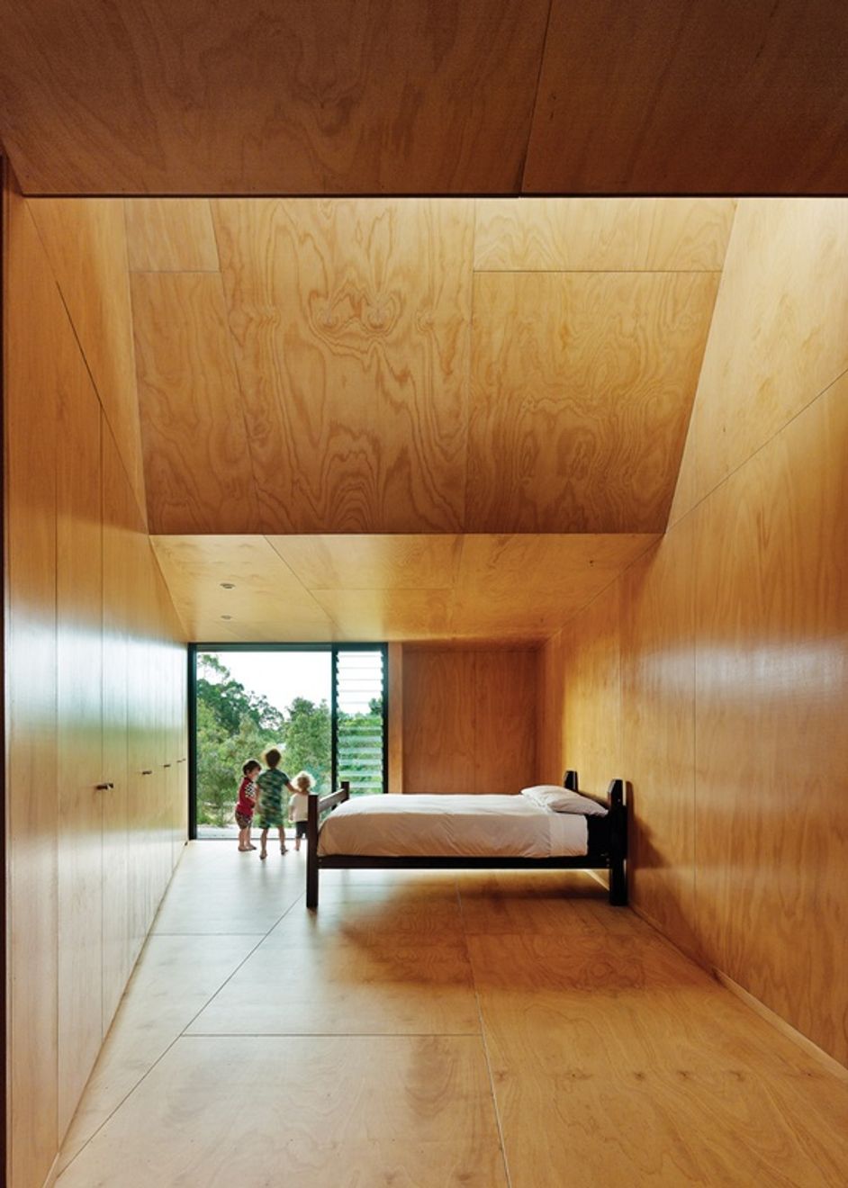 Karri Loop House: Give Me a Home Among the Gum Trees