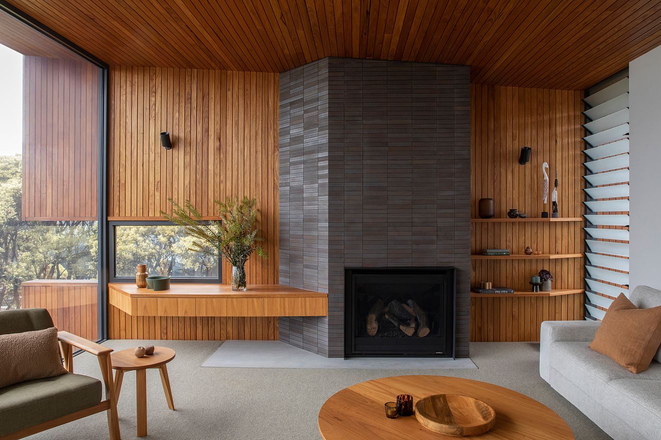 What would a marine lovers’ house on a coastal reserve look like?