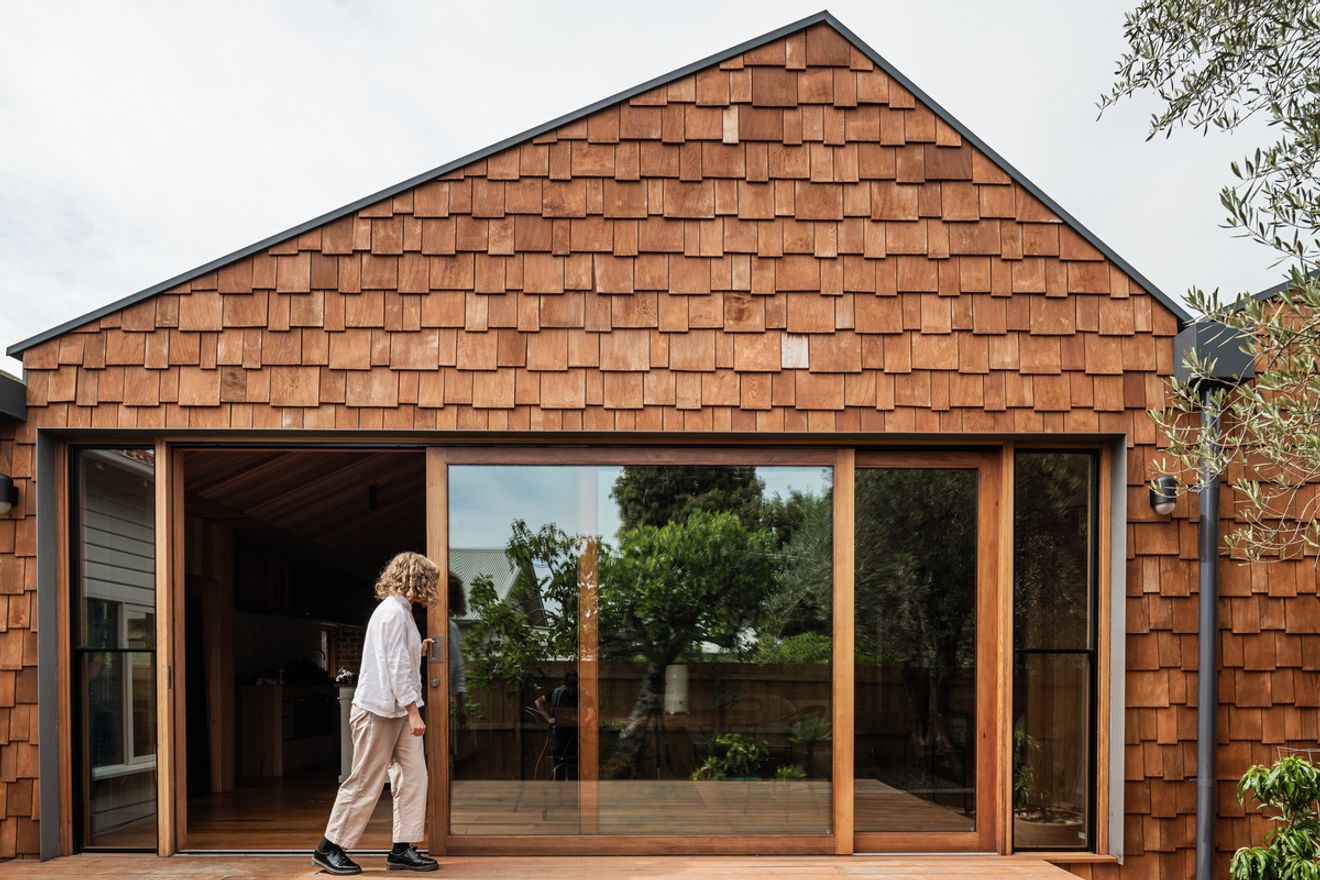 A Timber-rich Addition Creates a Warm, Character-filled Home