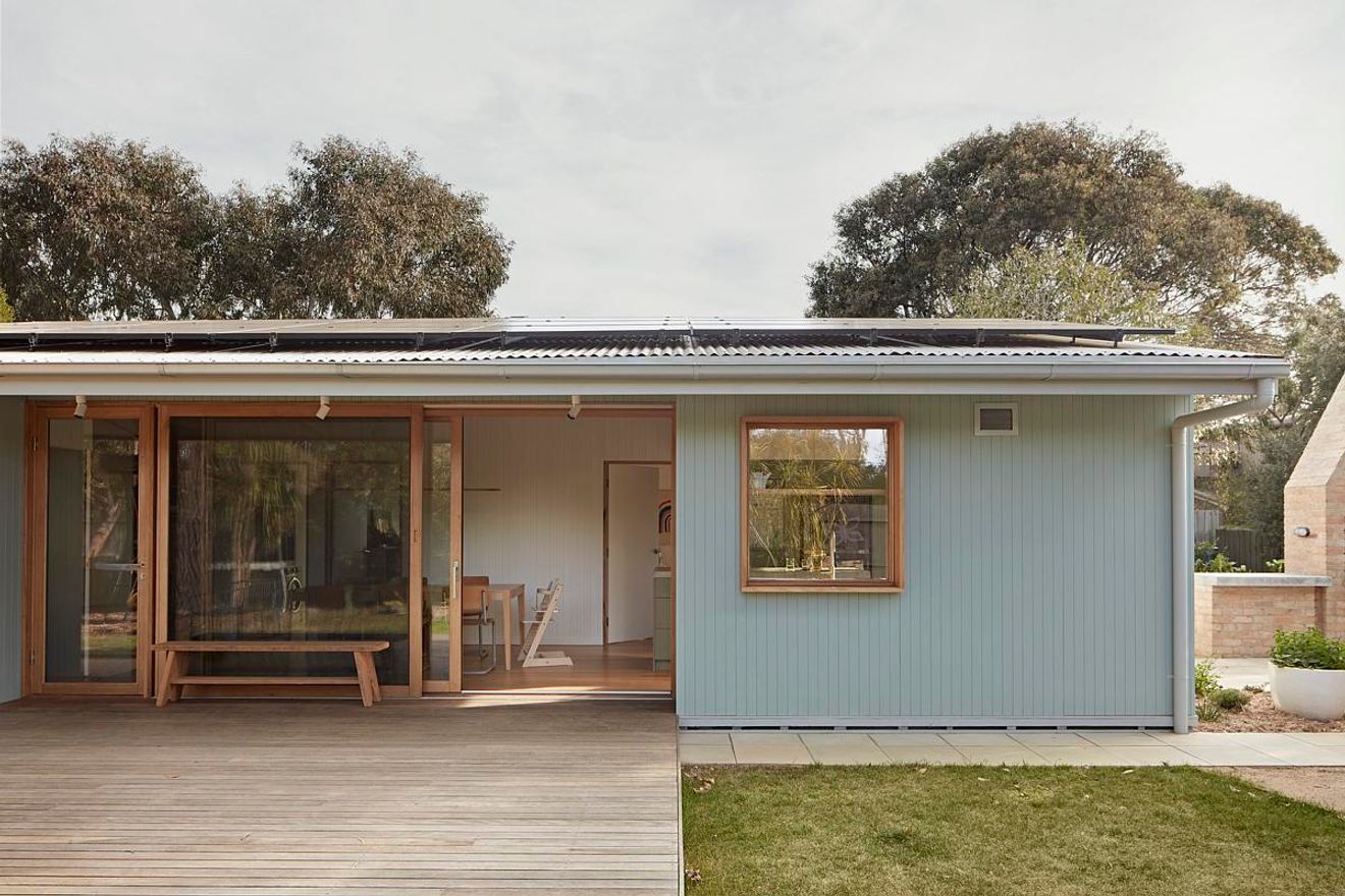 Eco-Friendly Beach Shack: Smart Design for Modern Living