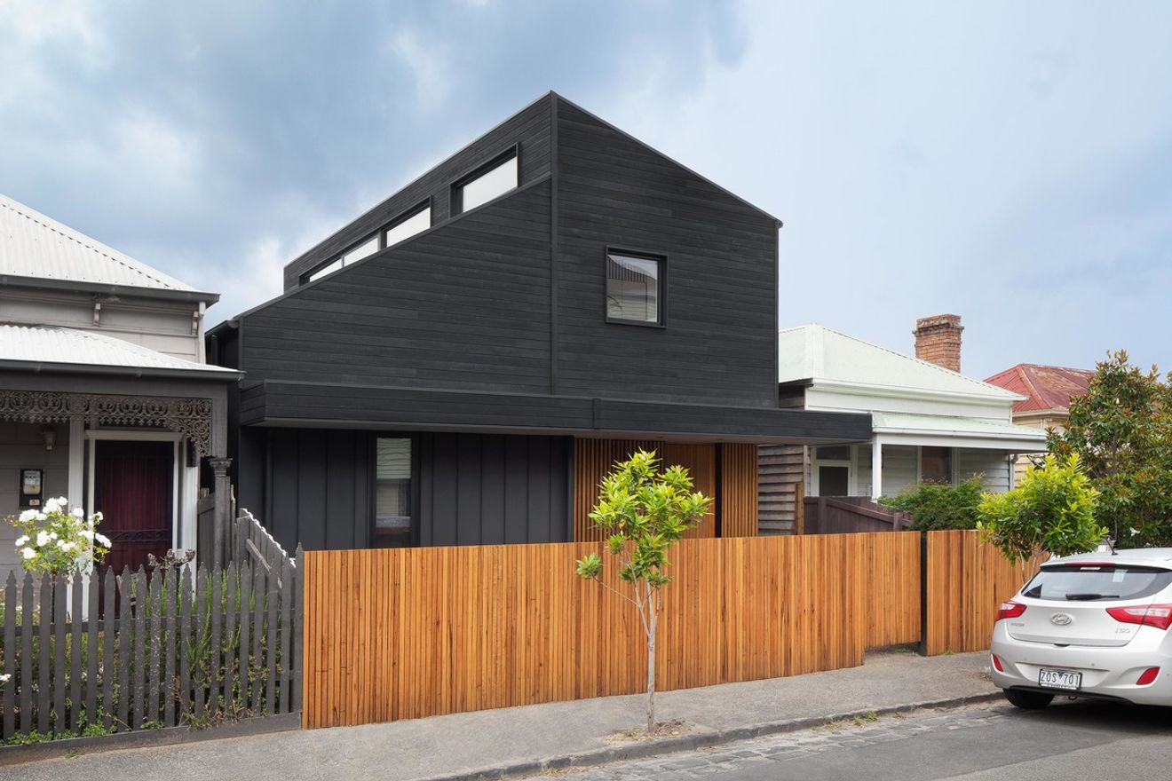 This Inner-city Modular Home Has a Few Tricks up Its Sleeves!