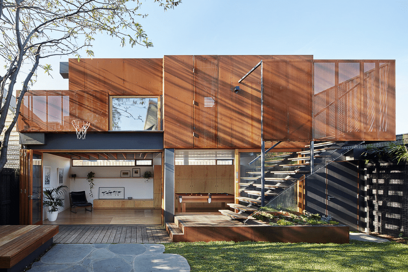 A Flexible, Multi-purpose Studio That Requires Very Little Land