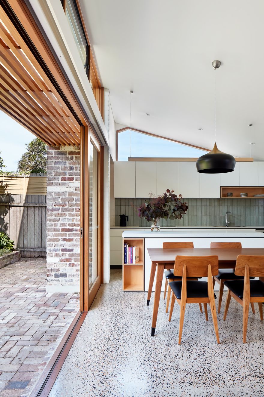 A courtyard creates the perfect transition between old and new