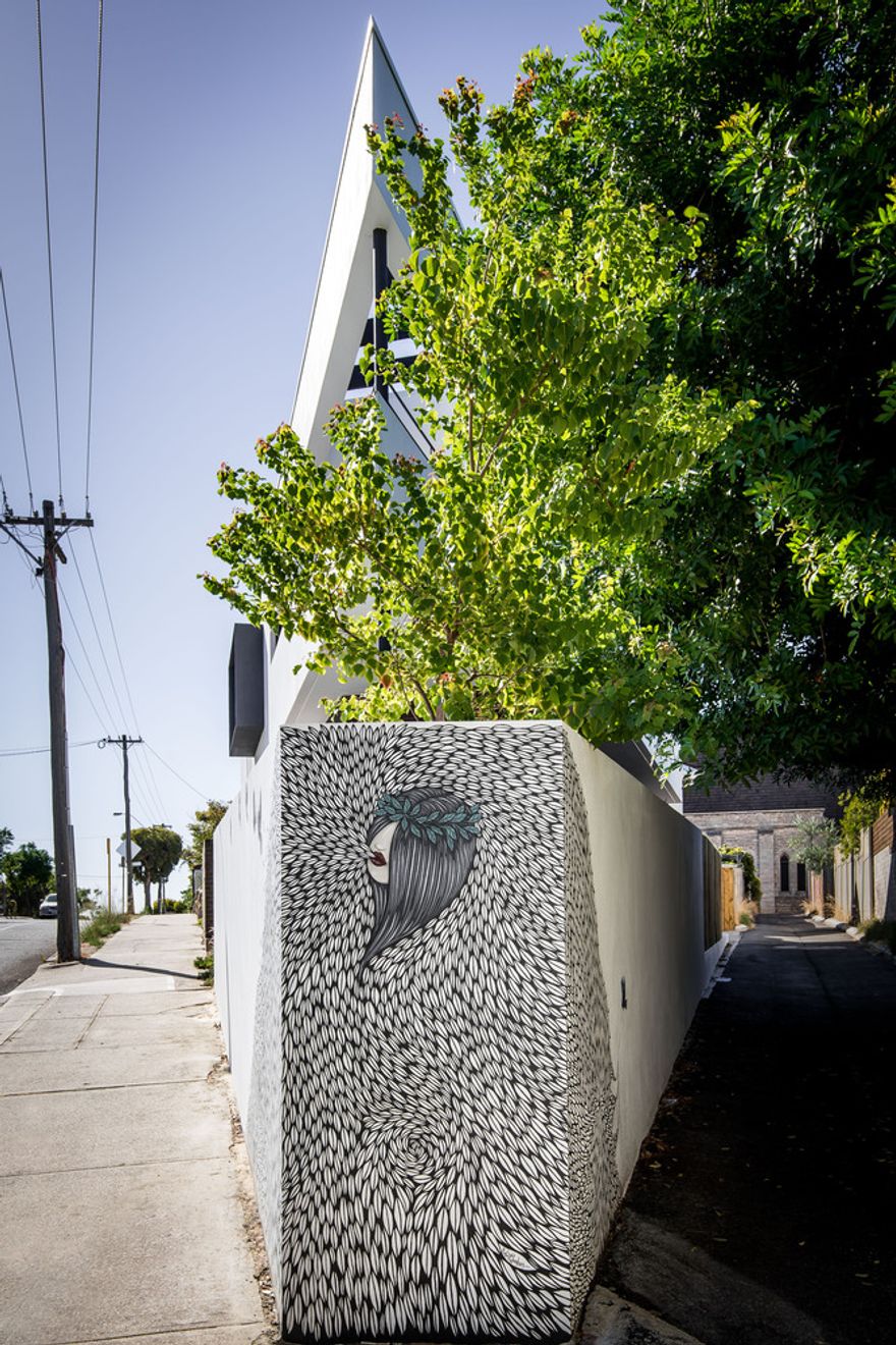 Triangle House Proves Odd-shaped Blocks Deserve Love, Too