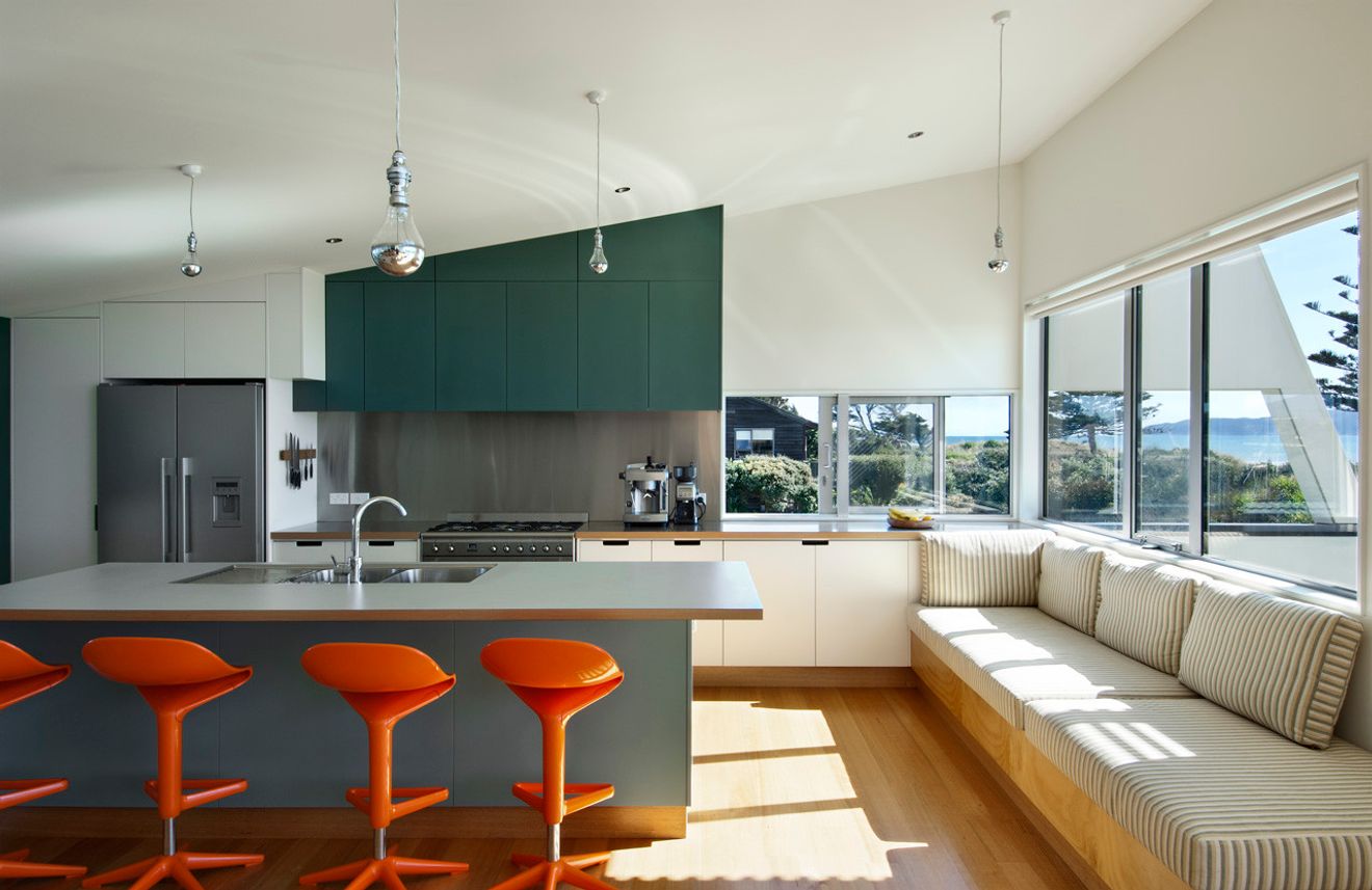 Waikanae House is a Modern Fibro Shack that Captures the Views