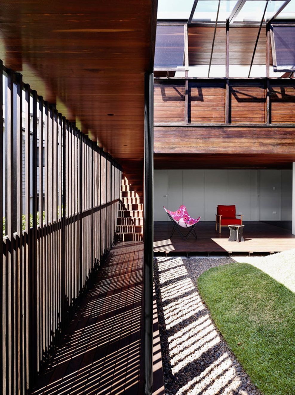 A Weatherboard House Extension Perfectly Suited to Brisbane's Climate