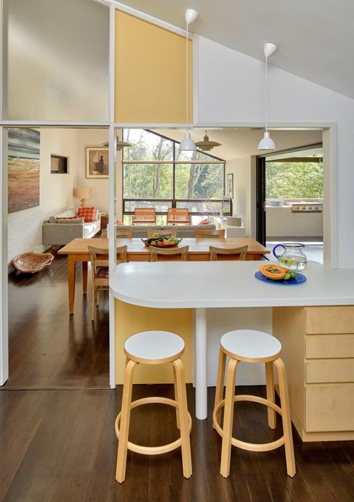 A 60s House Renovation Draws Inspiration From the Original Home