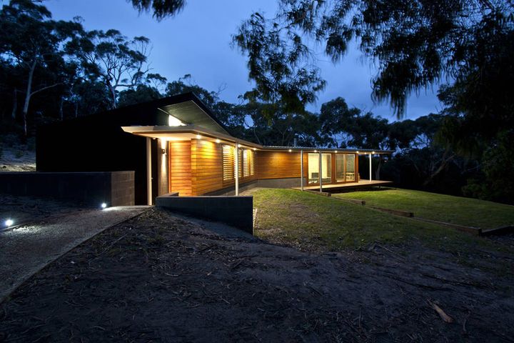 Aireys Inlet House: Home Away From Home Prioritizes Connection to Nature