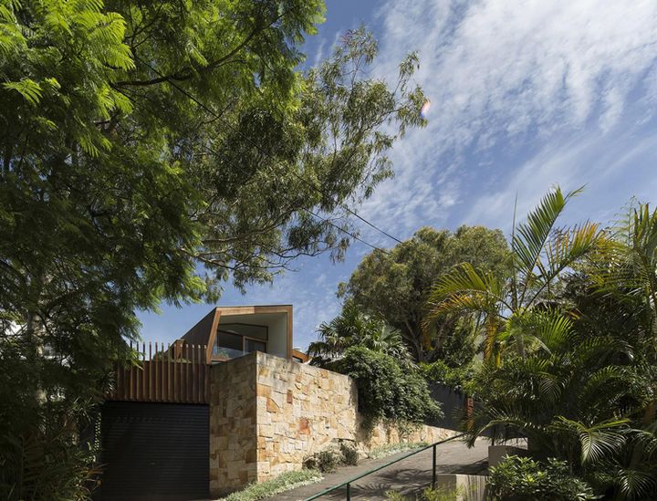 Balmain House: Generous, light-filled living spaces for a young family