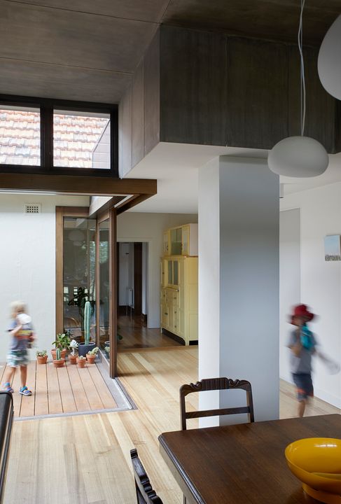 6 Benefits of a Courtyard Design