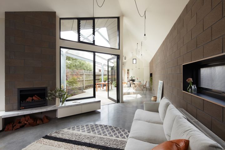 6 Benefits of a Courtyard Design