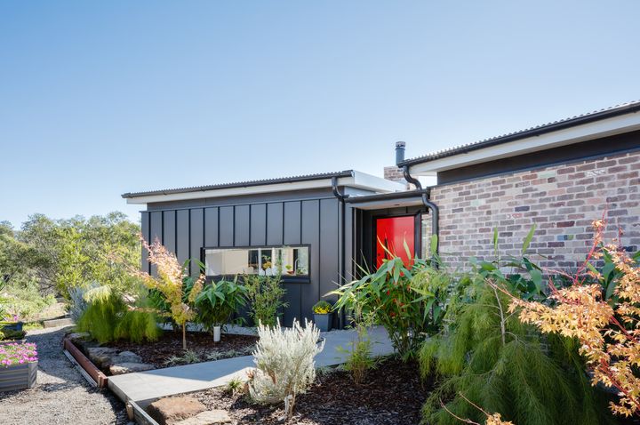 A Granny Flat Doesn't Need to Be a Caravan-Sized Blob in the Backyard