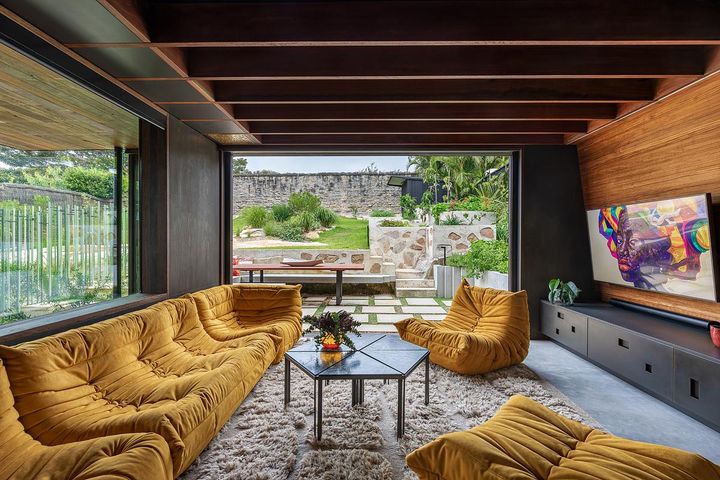 More Than a House—A Self-Sustaining Ecosystem in the City