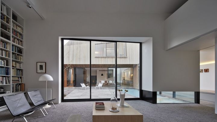 House 3 Finds Enough Space for a Large Extended Family in Melbourne