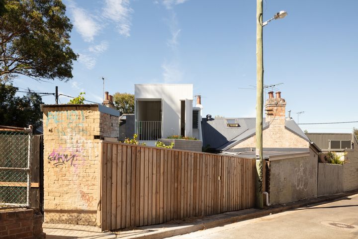 This home proves there's nothing pokey about small footprint living