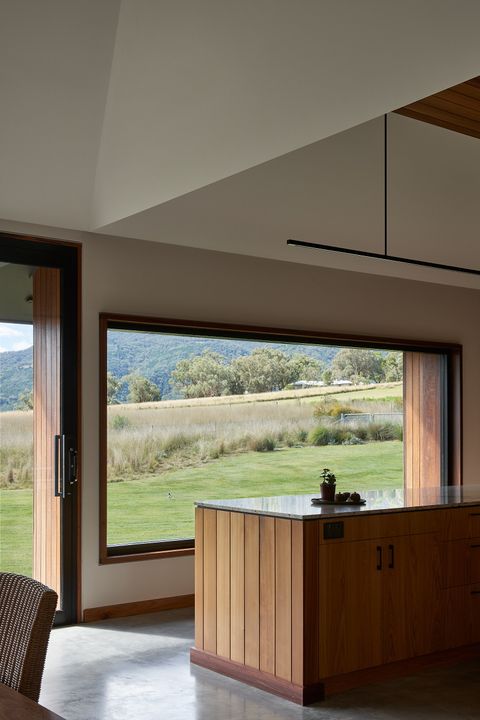 A House in the Dry is adapted to Australia's climate and landscape