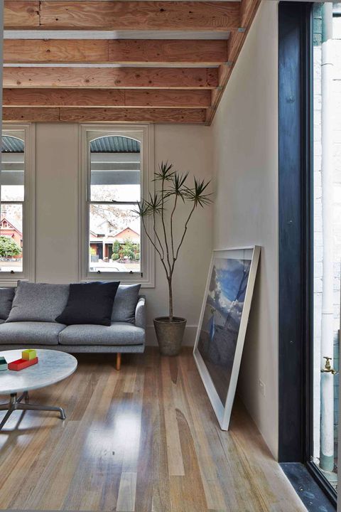 Lightbox House: Perforated Floor Not as Terrifying as It Sounds