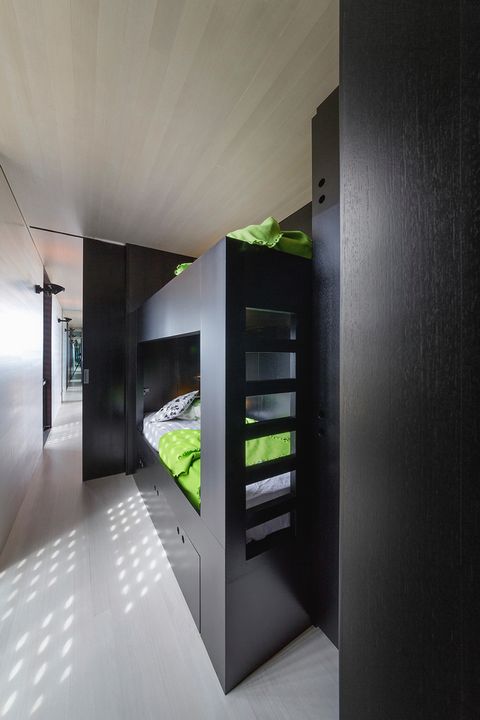 Moonlight Cabin: A Tiny But Perfectly Detailed Beachside Cabin