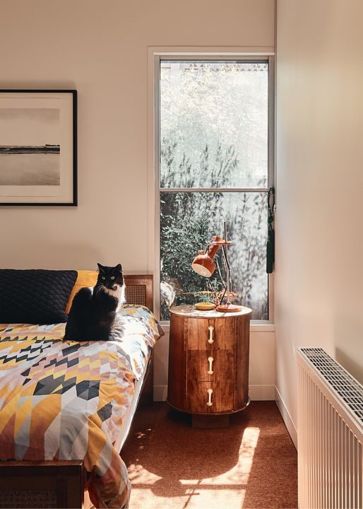 Original Home Inspires a Respectful But Radically Different Addition