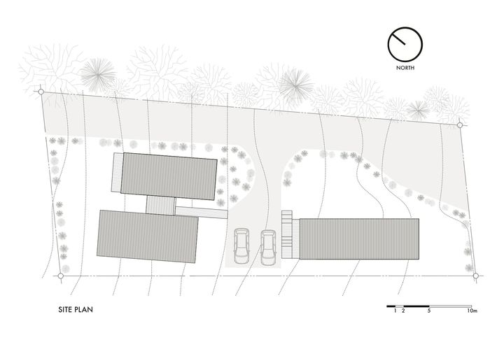 Architecture Students Also Design and Build Two Community Houses