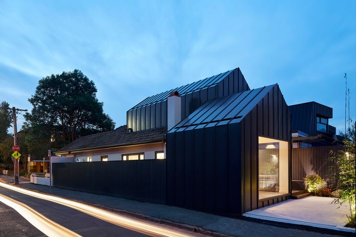 A 'Shadow' of This Heritage Home Shows Us How You Extend Respectfully