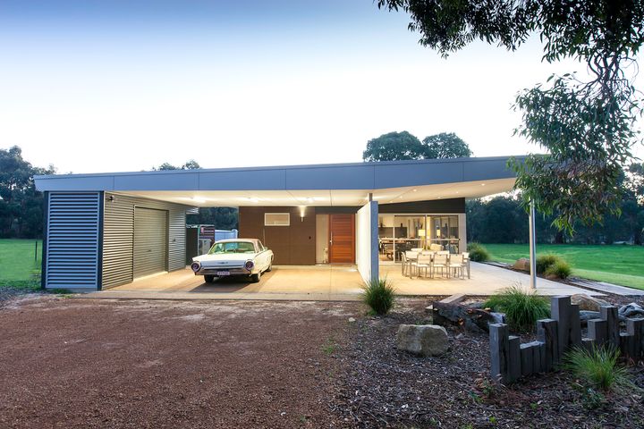 A Rural Retreat Fit for an '80s Pop Star and His Creative Family