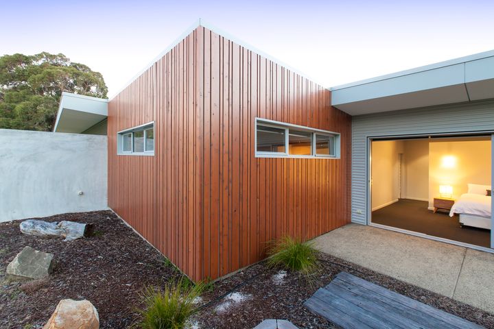 A Rural Retreat Fit for an '80s Pop Star and His Creative Family