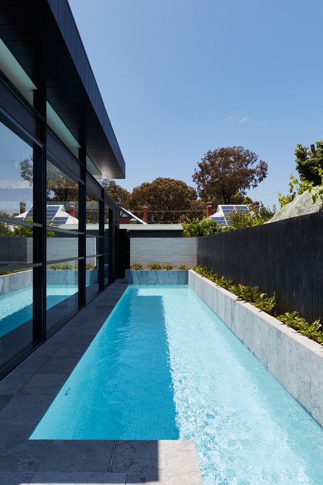 A Modern Pavilion Is the Perfect Complement to This Heritage Home