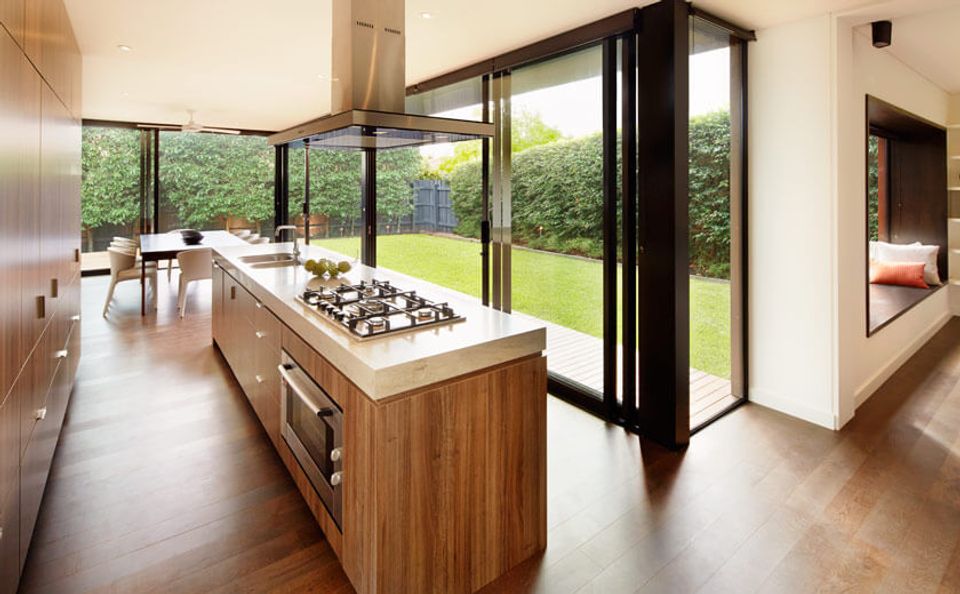 A Dramatically Modern Modular Home in Northcote