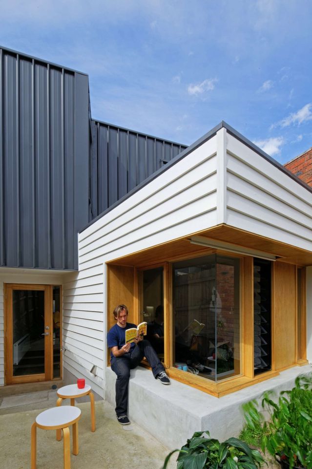 Tang House: Terrace Renovation Takes Advantage of Every Nook and Cranny